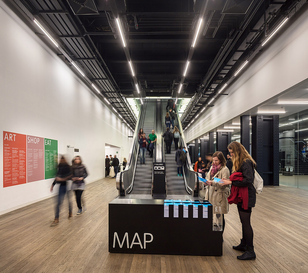 Tate - Sign design and wayfinding projects - Endpoint - Endpoint