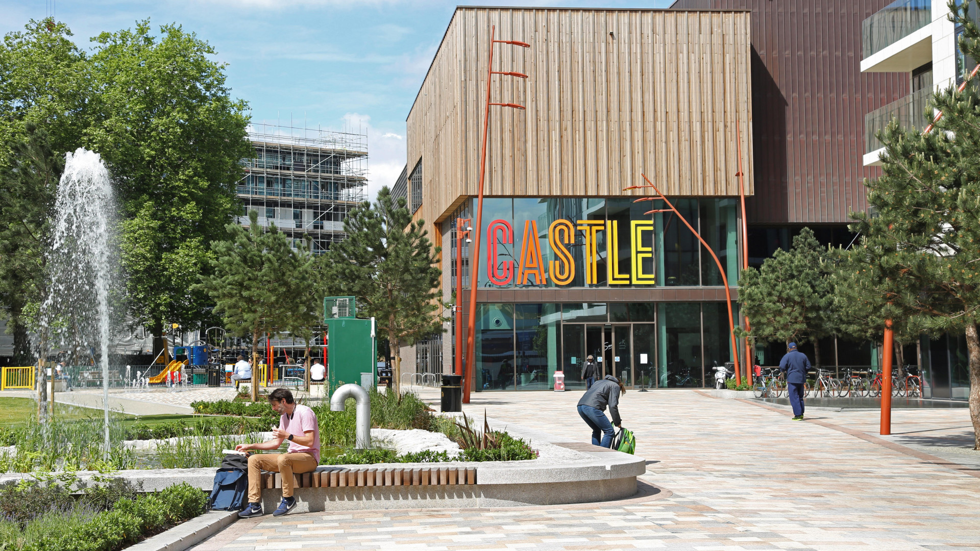 The Castle Centre - Wayfinding design - Endpoint