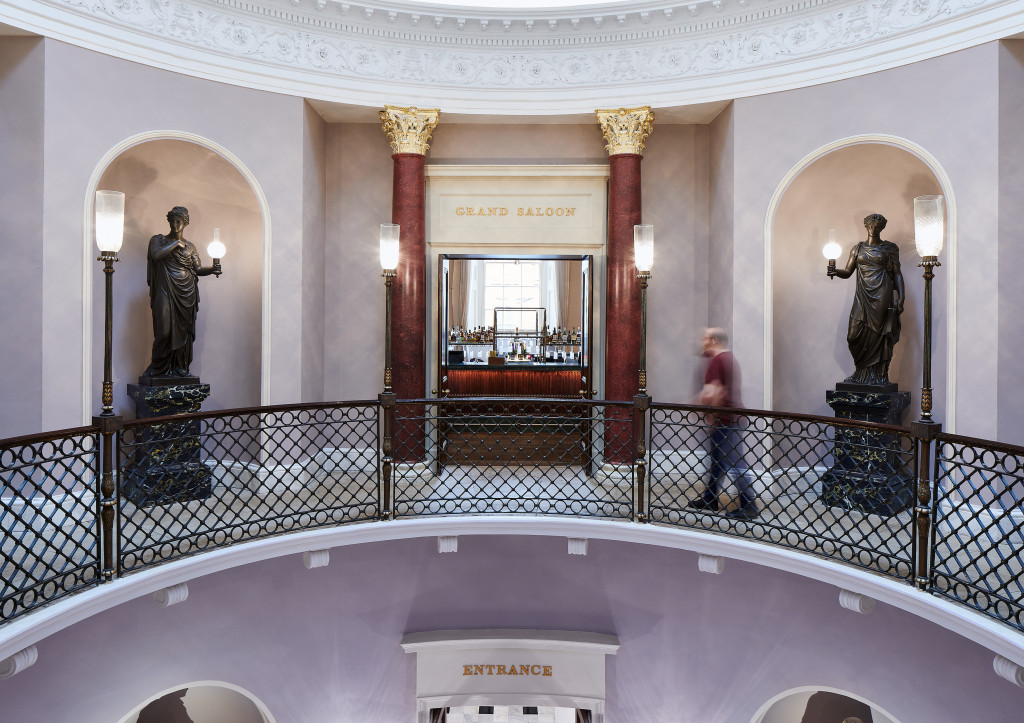 Theatre Royal Drury Lane – Wayfinding and signage - Endpoint